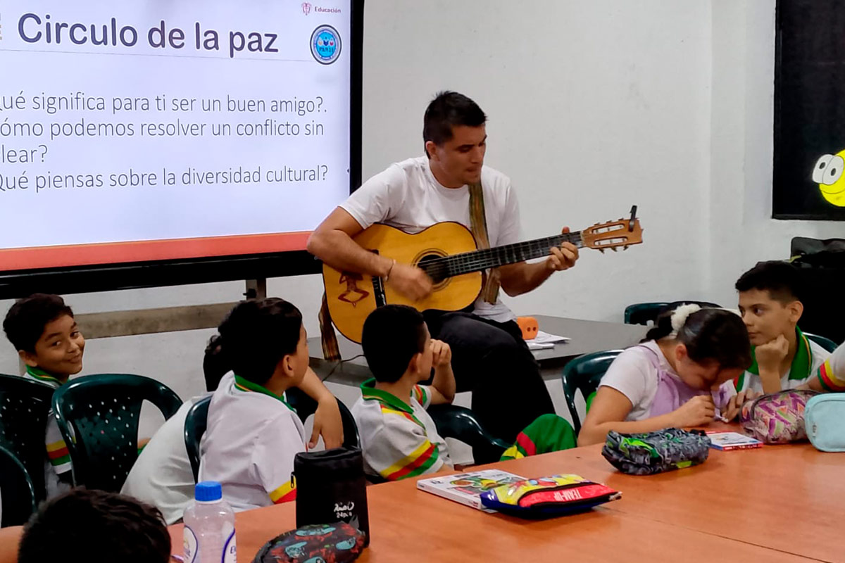 CRESE: Fortaleciendo Valores a través del Círculo de Paz - Itaaflorencia